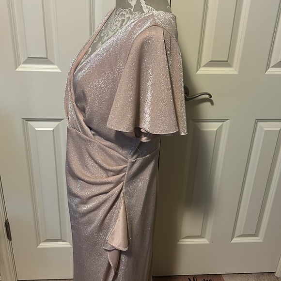 Ignite Evening | Dresses | Shimmer Rose Dress | Poshmark